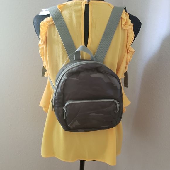 PINK Victoria's Secret | Bags | Newnwt Vs Pink Camo Mini Backpack 2 ...